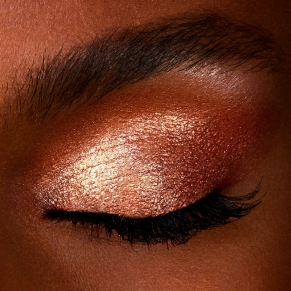 Hourglass | Makeup | Hourglass Scattered Light Glitter Eyeshadow | Poshmark